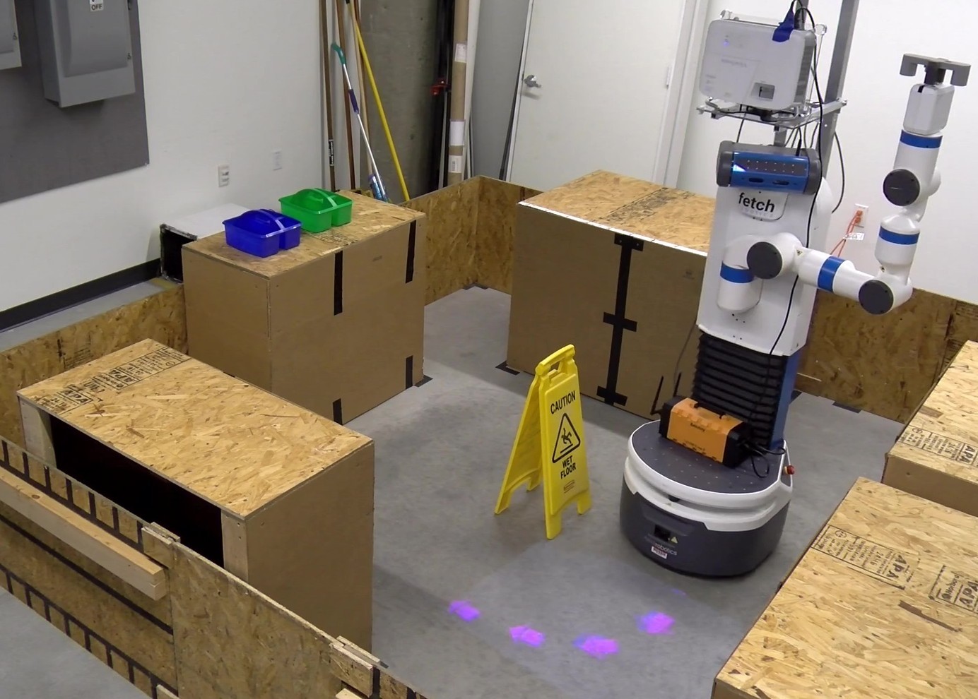 Projecting Robot Navigation Paths: Hardware and Software for Projected AR - Zhao Han, Ph.D.